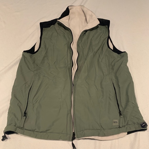 Izod | Jackets & Coats | Izod Vest Reversible Sz M Perfect For Spring ...